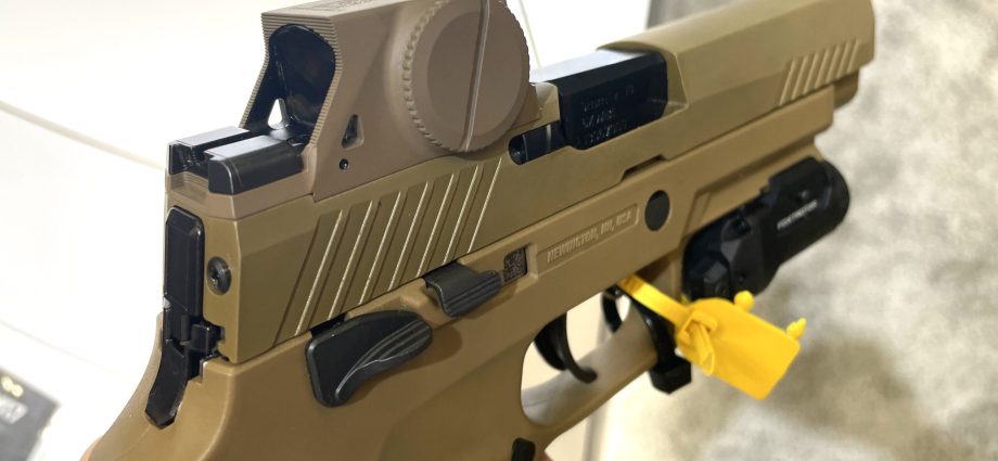 SIG SAUER's New ROMEO-M17 Red Dot for MHS M17/M18 Pistols (Commercial Models Coming Soon) - Guns ...